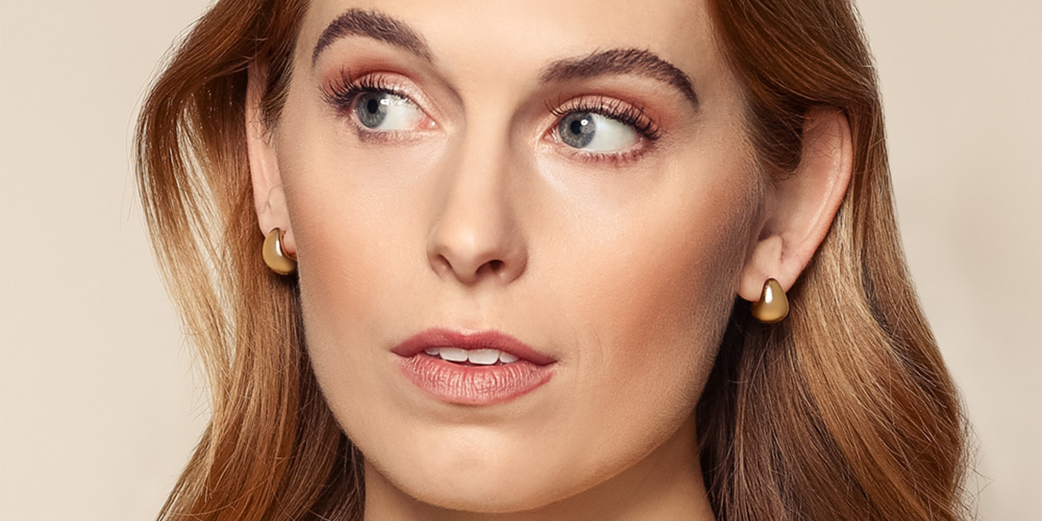How to Wear Huggie Earrings — Borsheims