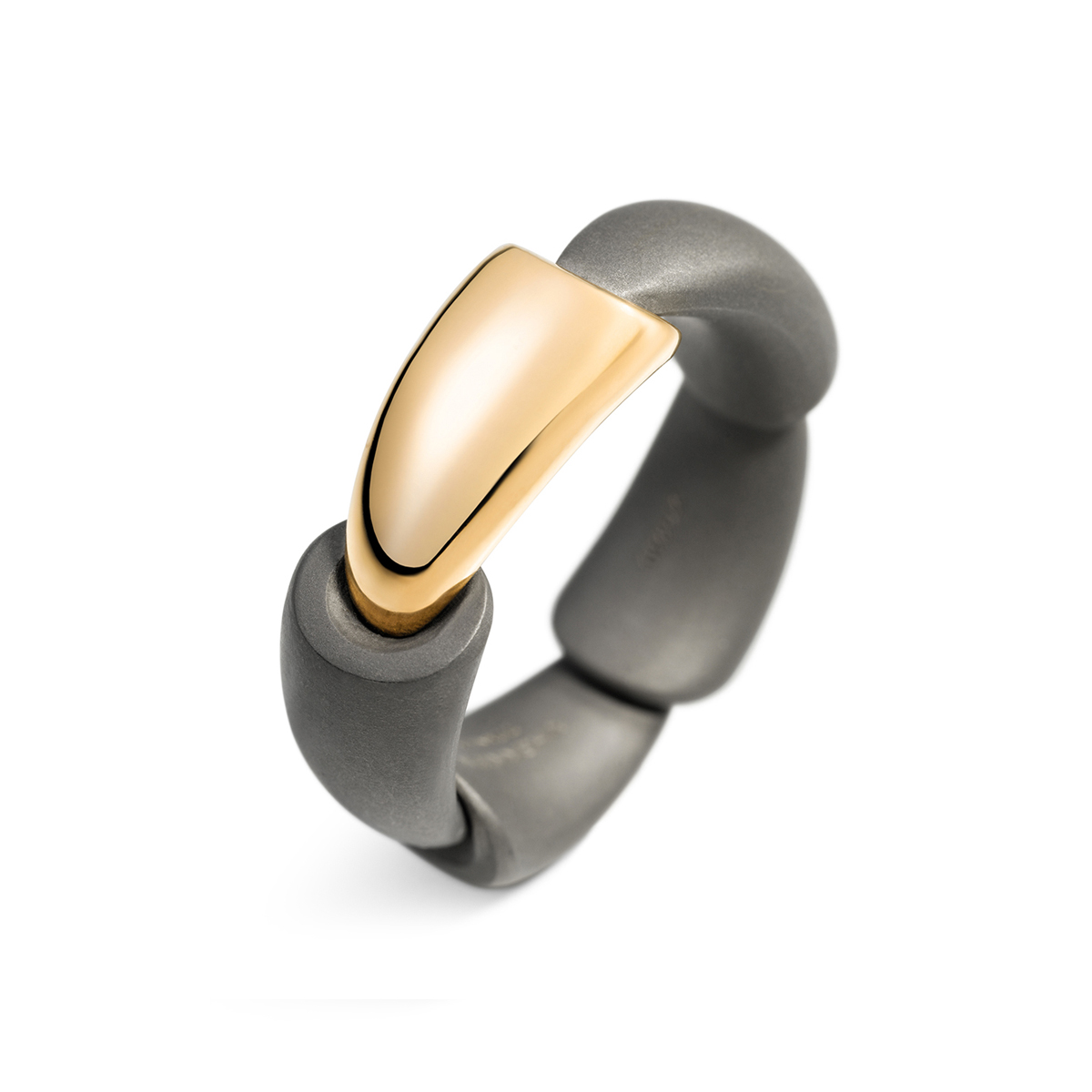 Vhernier Calla Titanium & Yellow Gold Ring | T01652A 101 | Borsheims